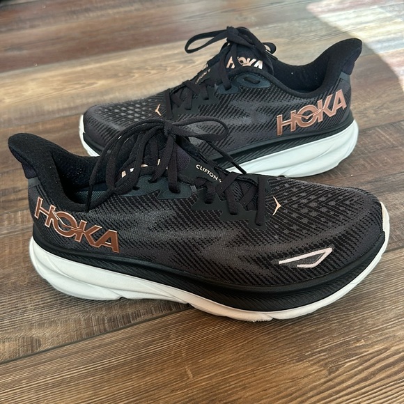 Hoka | Shoes | Like New Hoka Clifton 9 | Poshmark